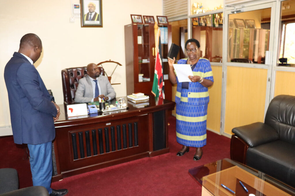 MEMBERS OF THE COUNTY ASSEMBLY SERVICE BOARD TAKE OATH OF OFFICE ...