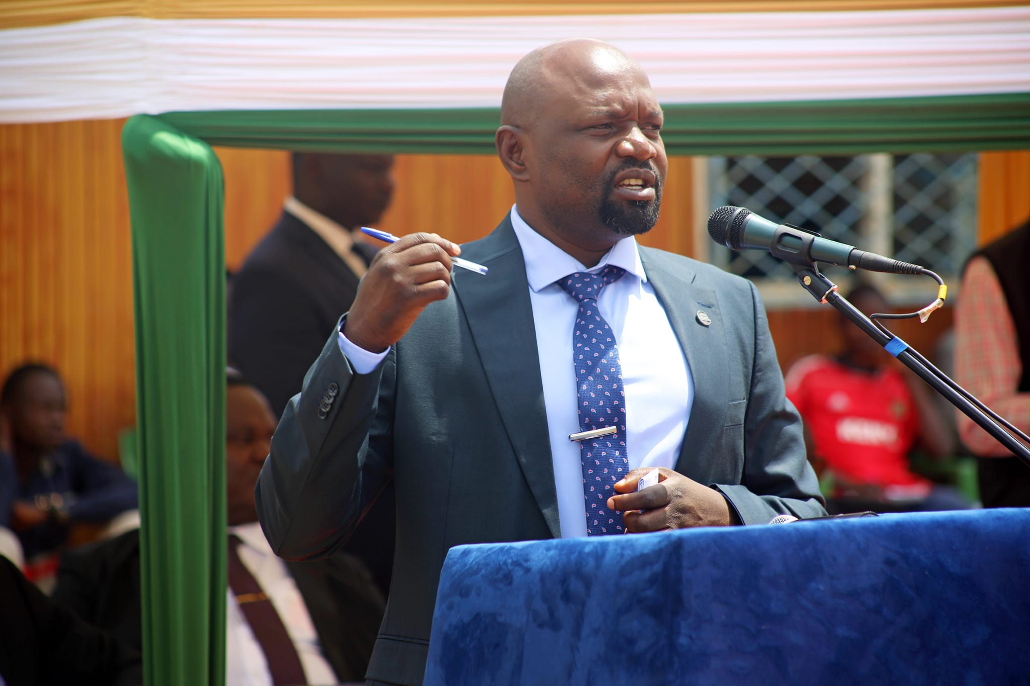 MEMBERS OF THE UGUNJA AND BONDO MUNICIPALITY BOARDS TAKE OATH OF OFFICE ...